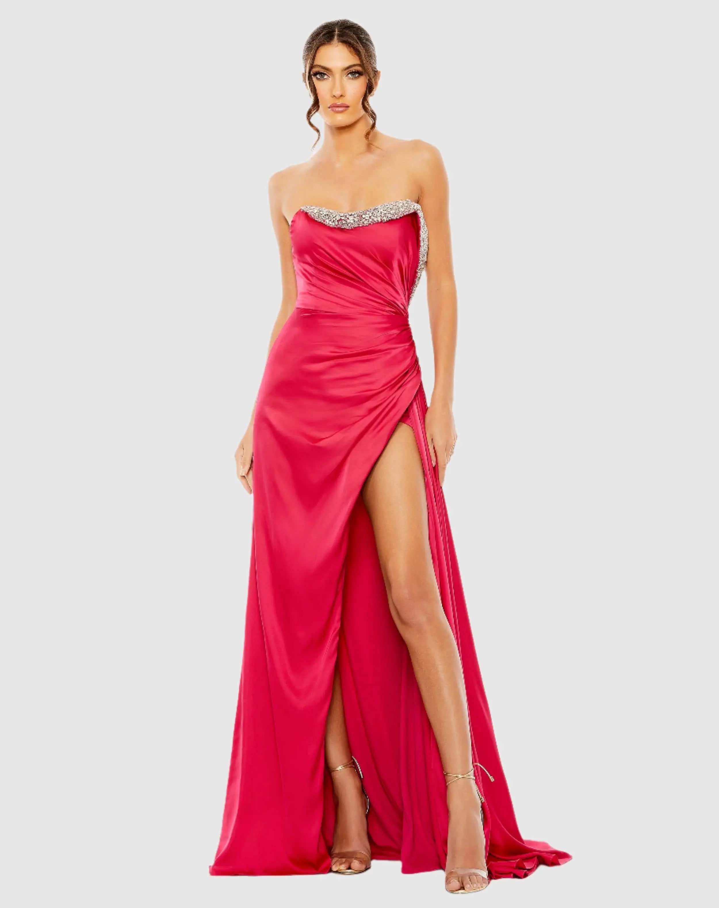 MAC DUGGAL Strapless Ruched Embellished Gown